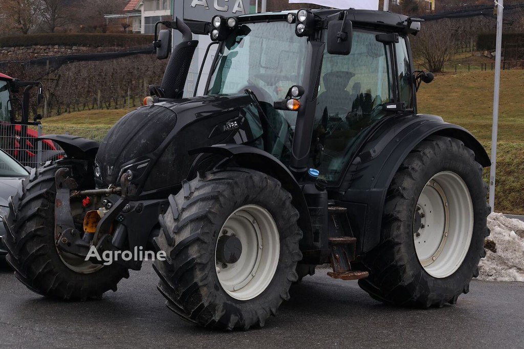 Valtra N154e Versu traktor točkaš