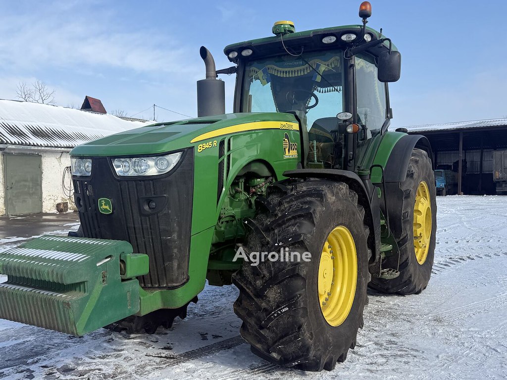 John Deere 8345 R traktor točkaš