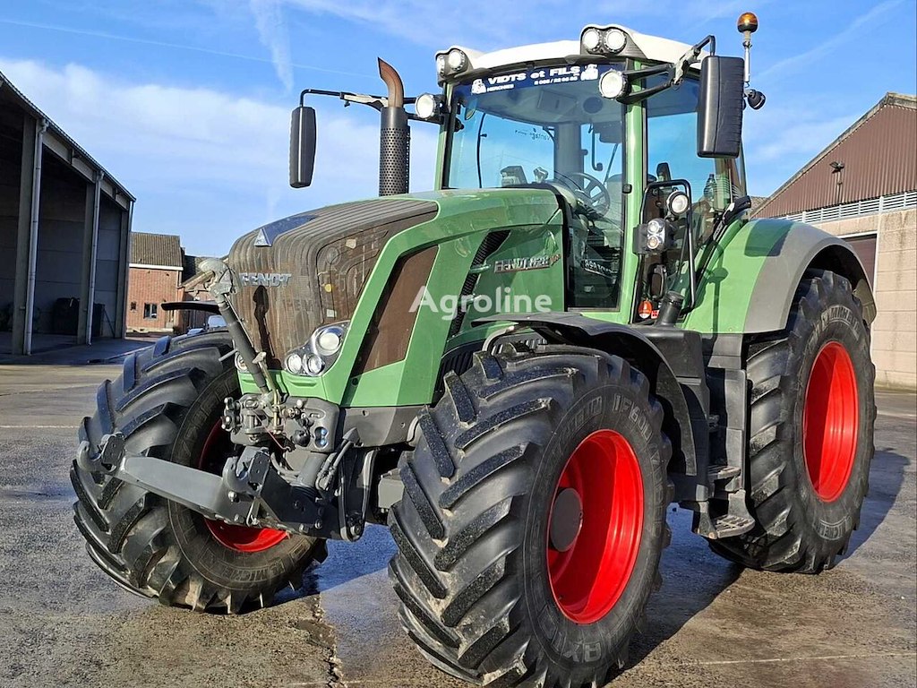 Prodaje se Fendt 828 Vario traktor točkaš na aukciji