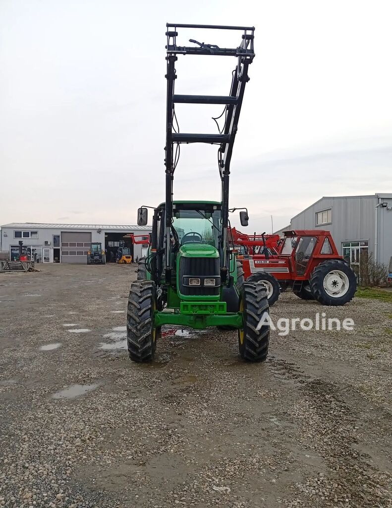 John Deere 6620 traktor točkaš