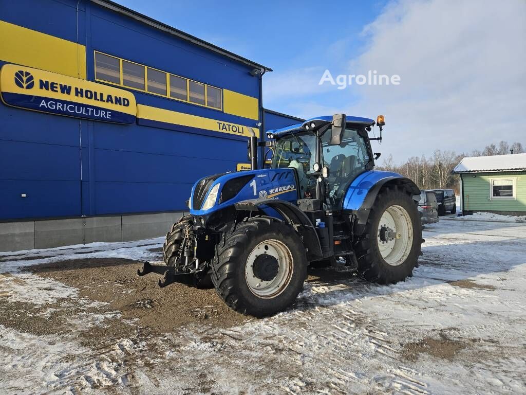 New Holland T 7.245 AutoCommand traktor točkaš