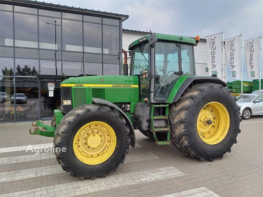 John Deere 7710 traktor točkaš