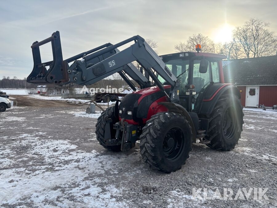 Prodaje se Valtra N141 traktor točkaš na aukciji