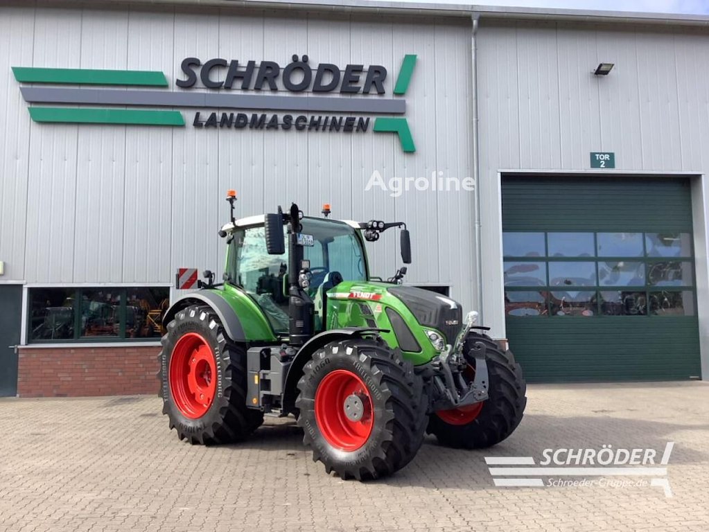 Novi Fendt 724 VARIO GEN6 PROFI PLUS traktor točkaš