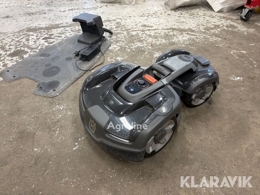 Prodaje se Husqvarna Auto Mower 435 X AWD traktor kosilica na aukciji