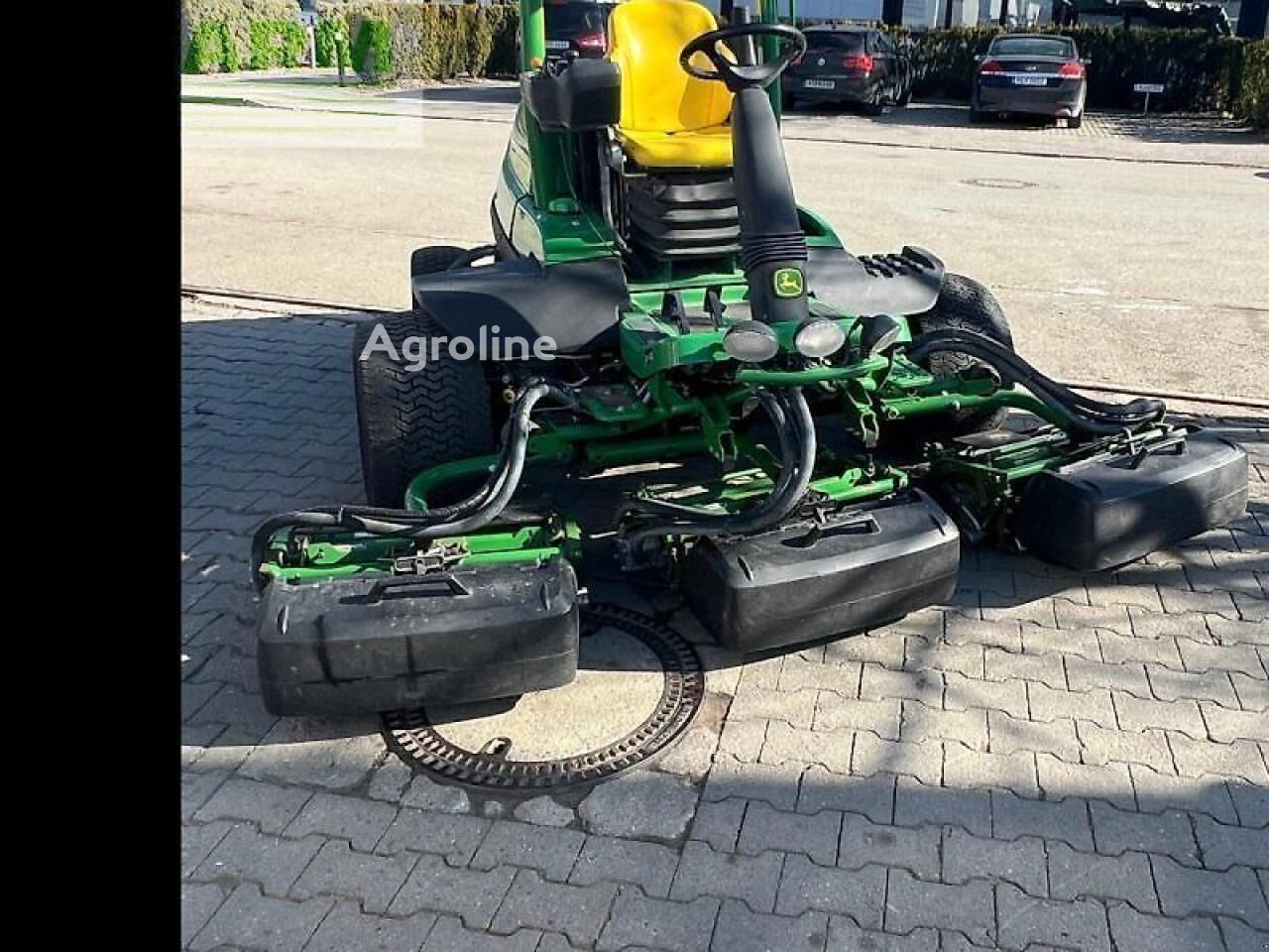 John Deere 8700 a traktor kosilica