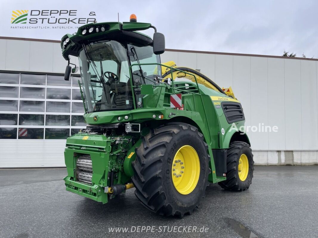 John Deere 8600i krmni kombajn