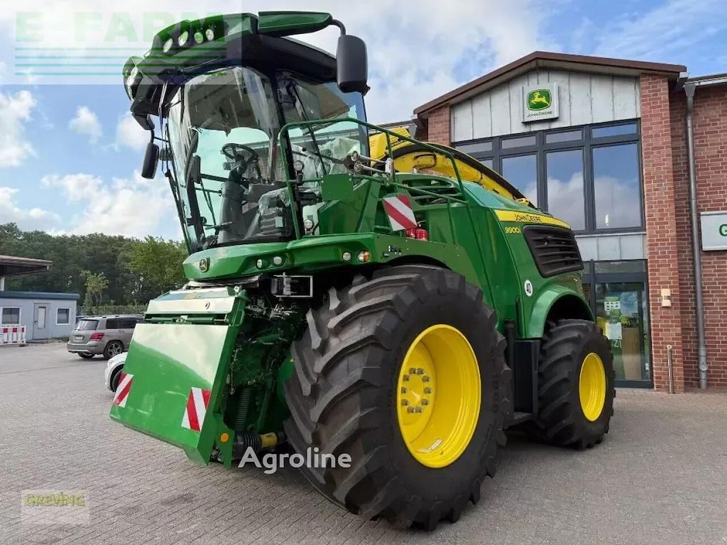 John Deere 9900 krmni kombajn