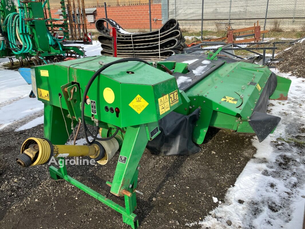 John Deere 328 A rotaciona kosilica