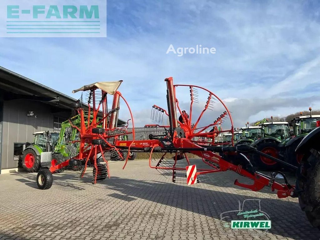 Kuhn ga 8030 trakasti formirač otkosa