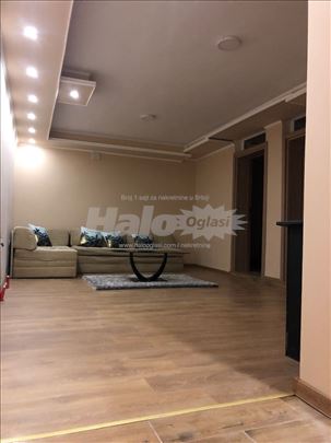 Prodajem uknjizen stan u zelezniku!