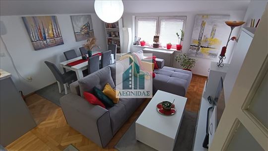 Sjajna ponuda! Renoviran 2.5 stan, 51.5m2, kod Med