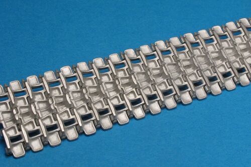 MASTERCLUB MTL-35025 Tracks for KV-1 halves