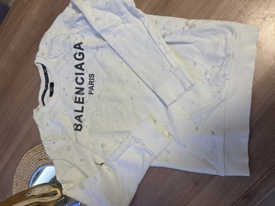 Balenciaga duks