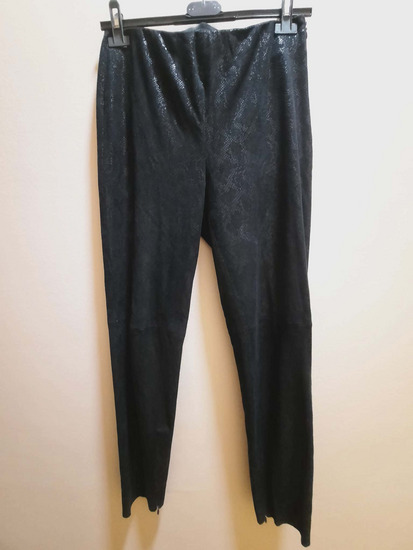 Zara basic nove pantalone