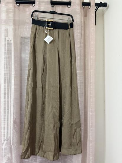 Zara satenske pantalone s kaisem