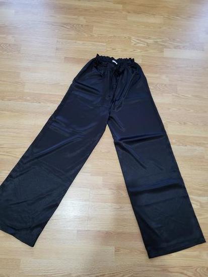 Zara svilene pantalone S/M SNIZENO