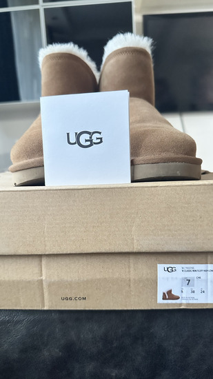 Čizme ugg