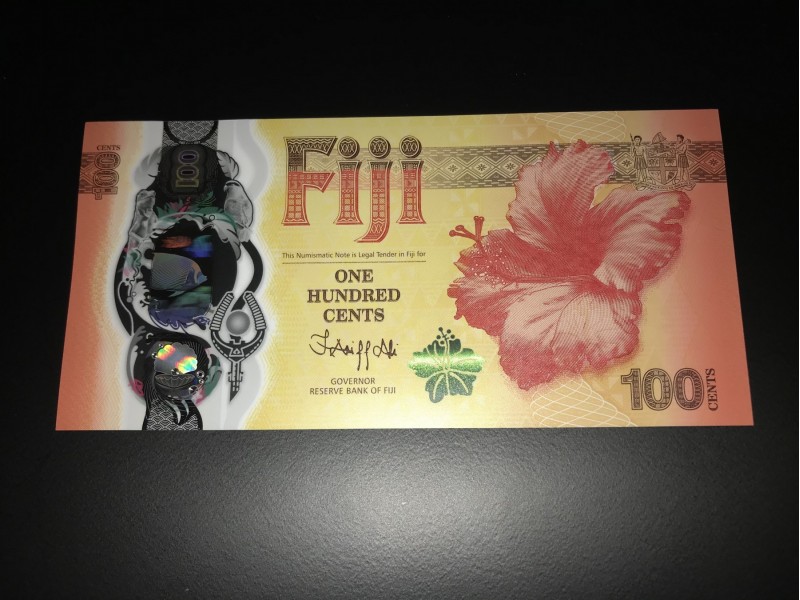 FIJI 100 CENTI. UNC.POLYMER.