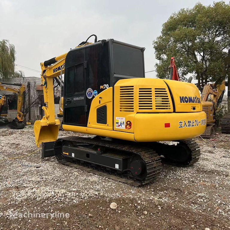 Komatsu PC70-8 bager guseničar