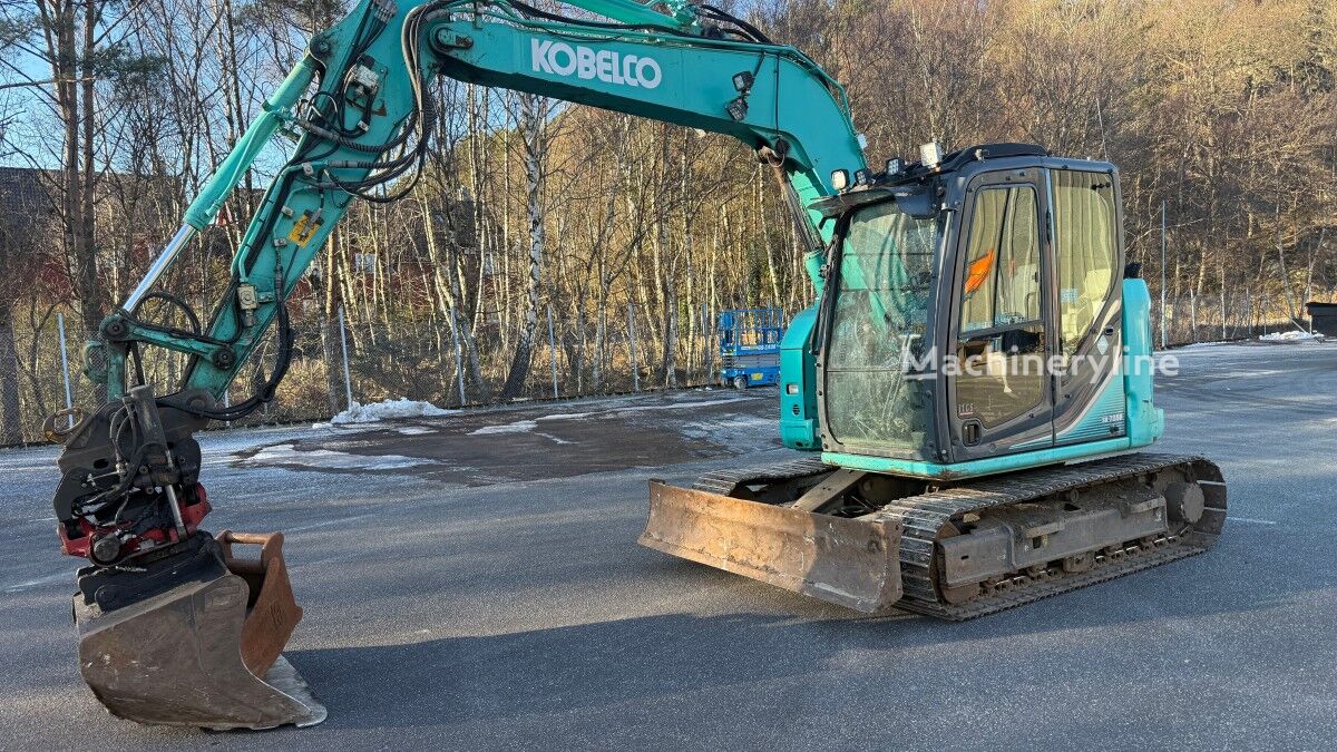 Prodaje se Kobelco SK75 -3E Rototilt R3, fast pusseskuff, grøfteskuff, sentralsmøri midi bager na aukciji