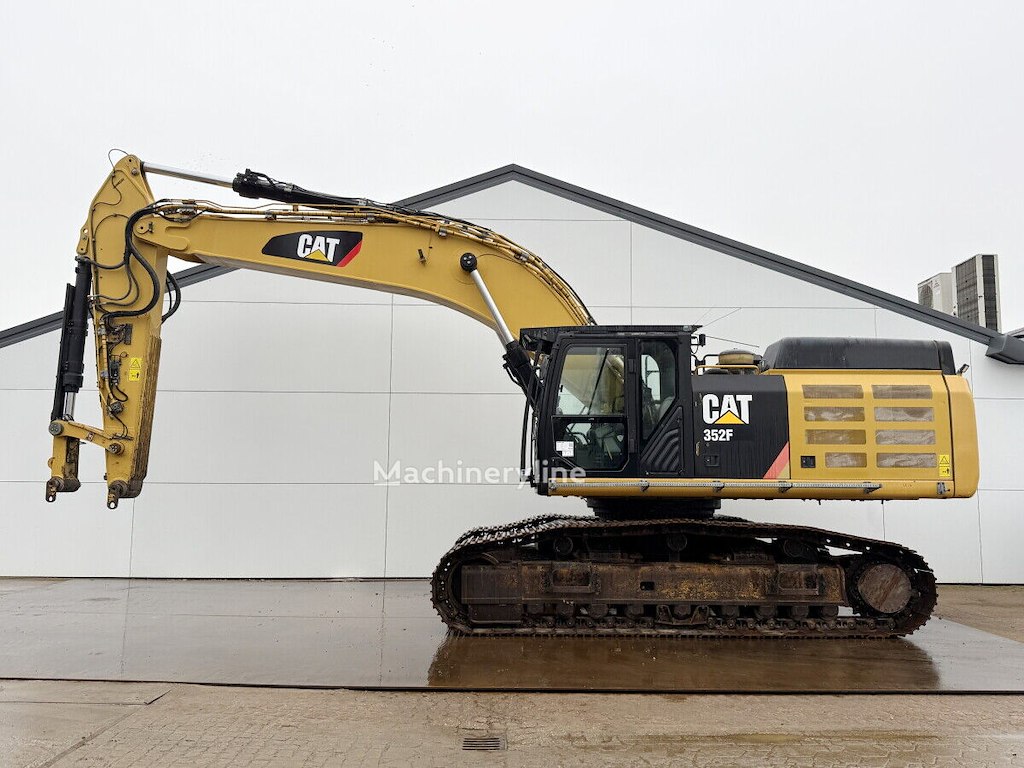 Caterpillar 352F bager guseničar