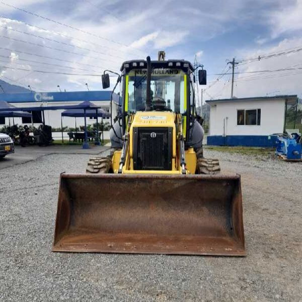 New Holland B90C bager-utovarivač
