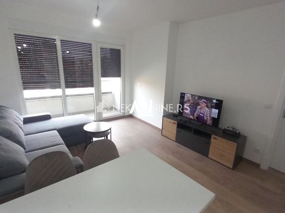 Zemun, Gornji grad, Cara Dušana, 42m2 ID#32296