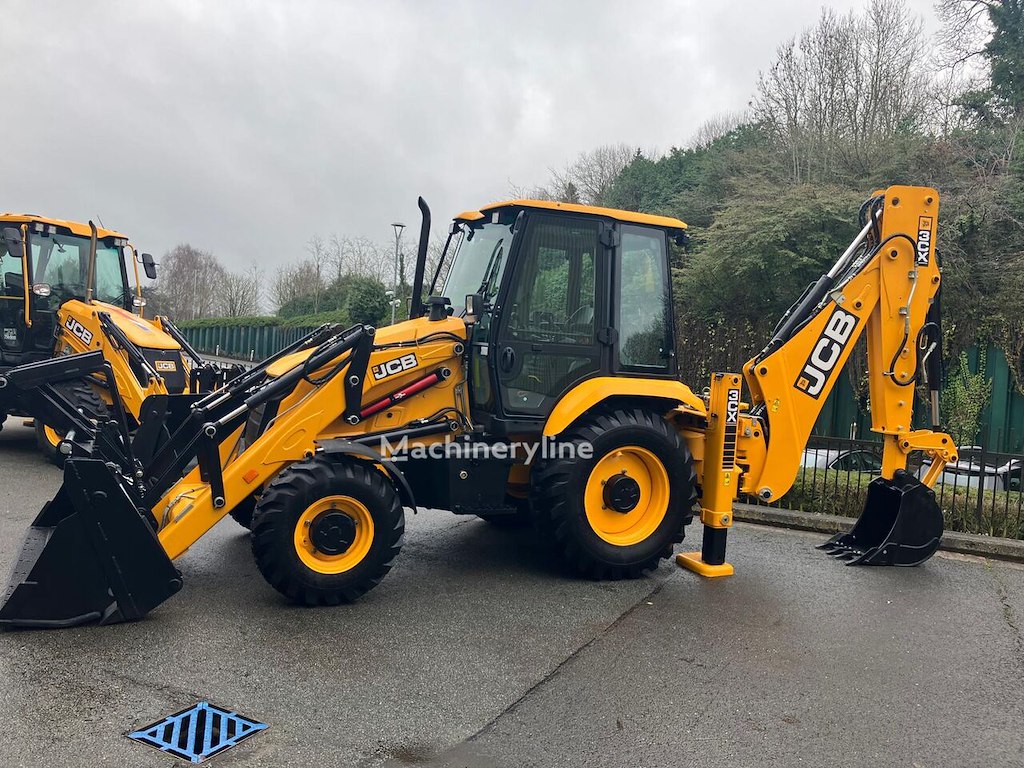 Novi JCB 3CX Sitemaster bager-utovarivač