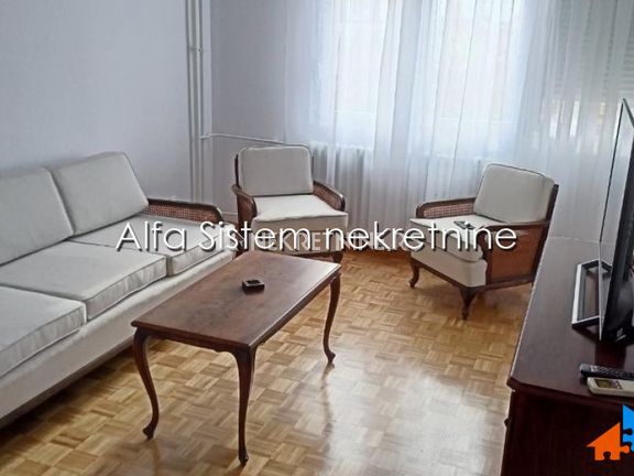 Vračar, Crveni krst, 3.0 stan, 81m2, 850 EUR, ID 49482