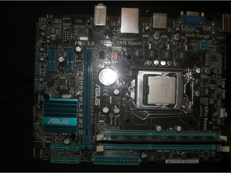 ASUS P8H61-M LX3 R2.0 + PROCESOR INTEL PENTIUM G630