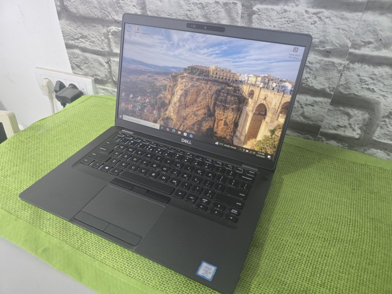 Dell Latitude 5400-i5 8365u-8GB-128SSD-14FHD