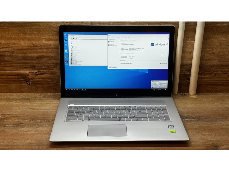 HP Envy 17 i7 8550U-GeForce MX150-Intel HD-17.3" TOP