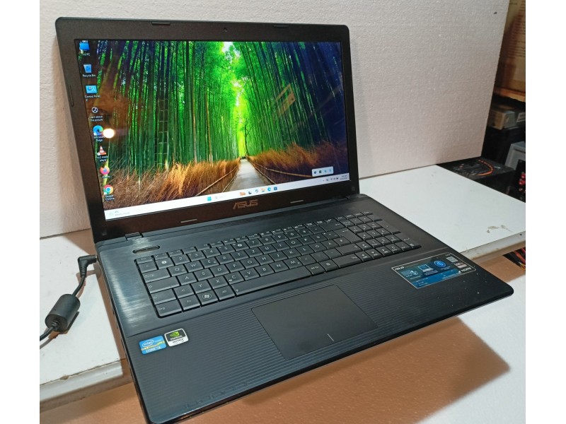 Asus i5 8gb 256gbSSD 1gb Gf 610m