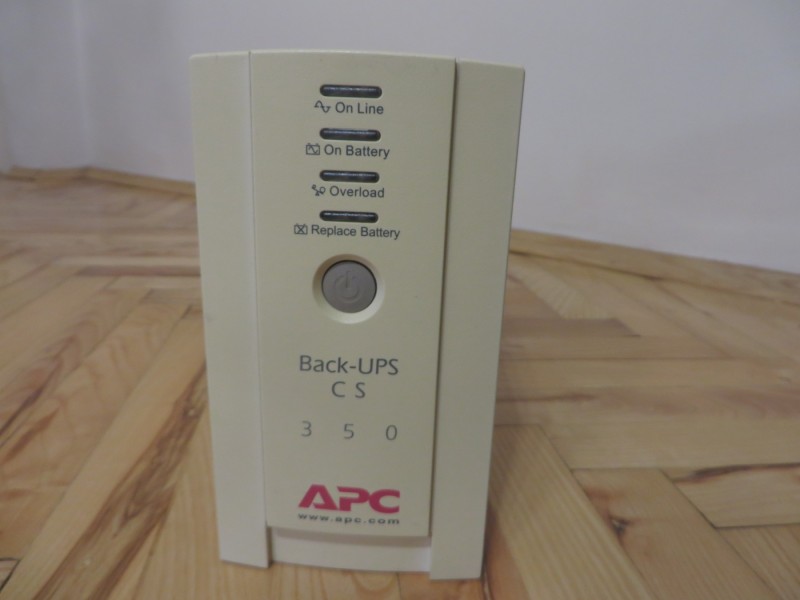 UPS APC 350 sa baterijom