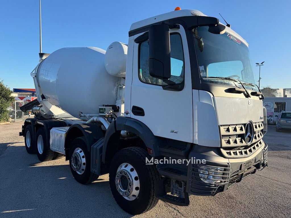 Cifa SLX9 na šasiji Mercedes-Benz AROCS 3241 kamion s mešalicom za beton