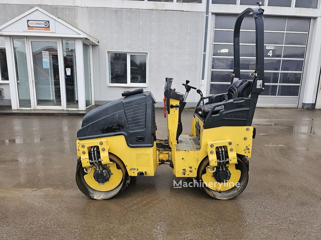 BOMAG BW100ADM-5 valjak za asfalt