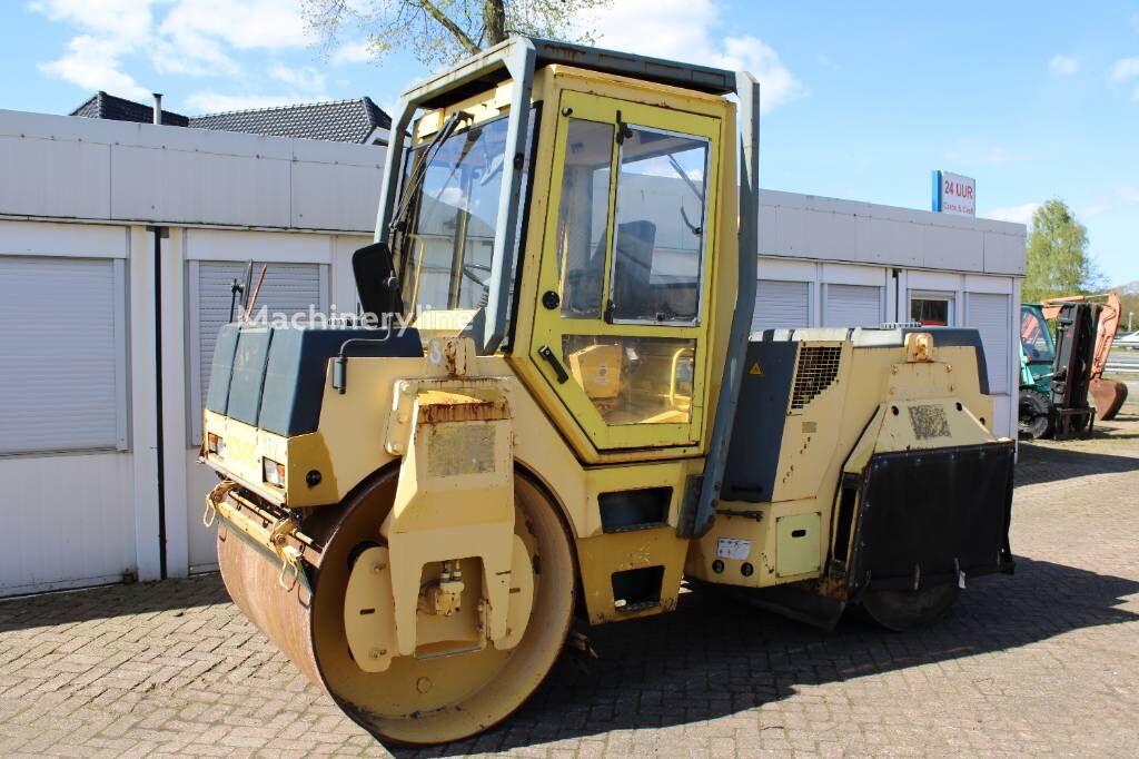 BOMAG 144AC-2 valjak za asfalt