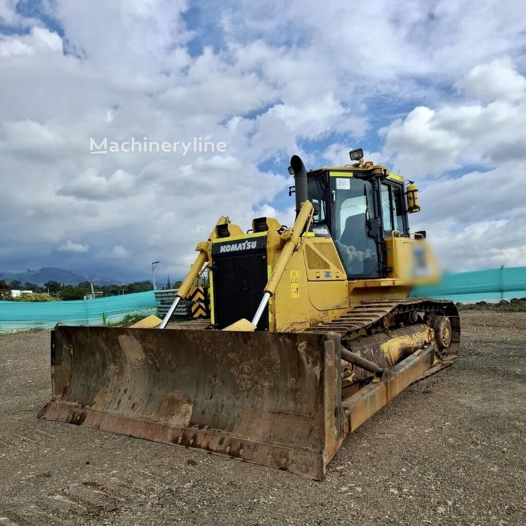 Komatsu D65PX-16 buldožer