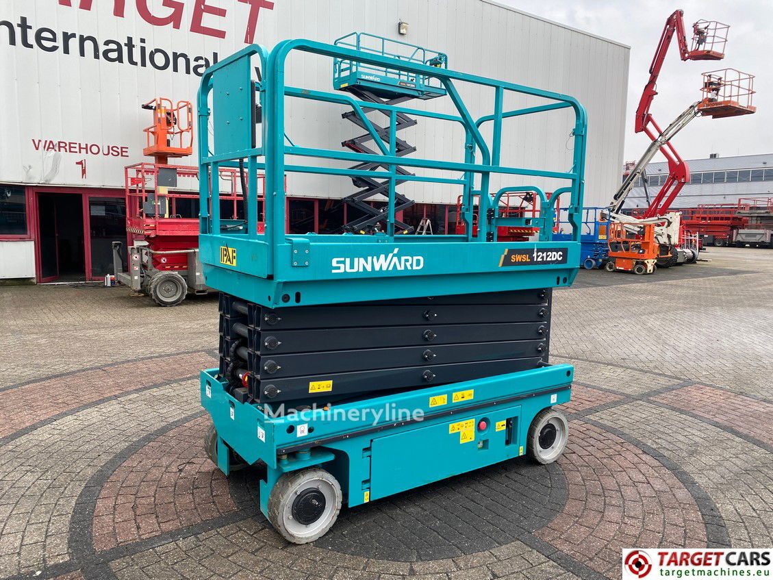 Sunward SWSL1212DC makazasta platforma