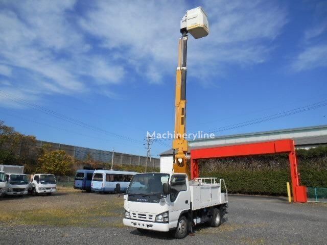 Isuzu ELF auto dizalica s korpom