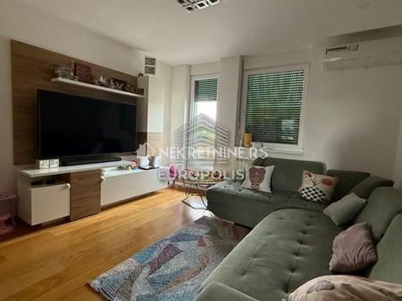 Nov penthouse sa garažom, granica Zemuna i NBG ID#8008