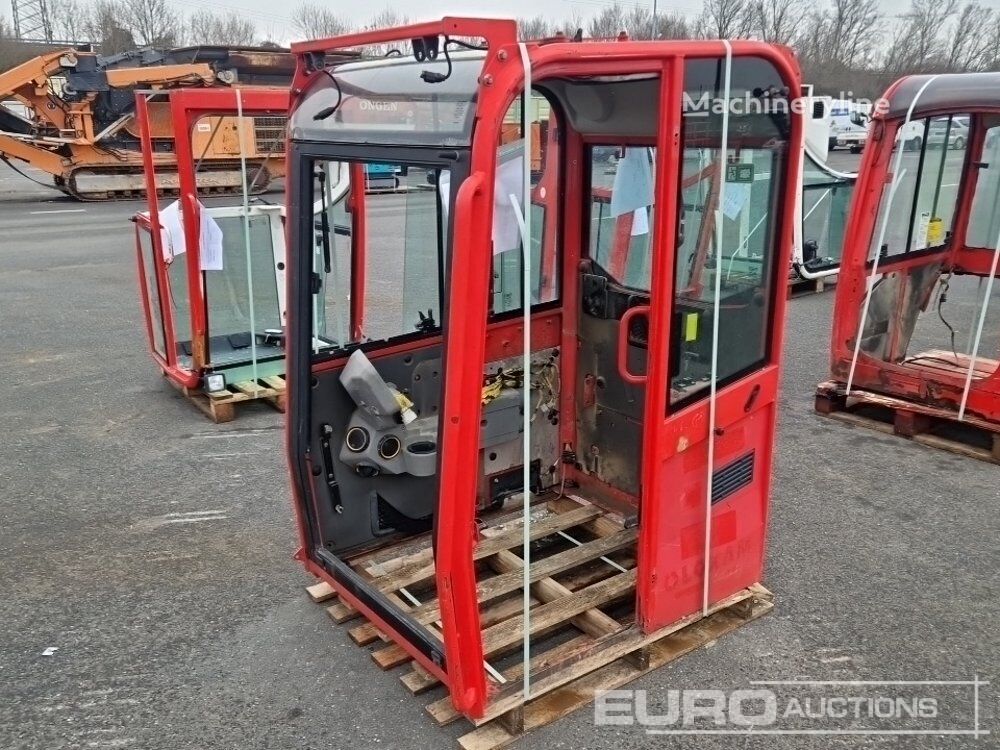 Prodaje se kabinu za JCB 48Z-1 mini bagera na aukciji