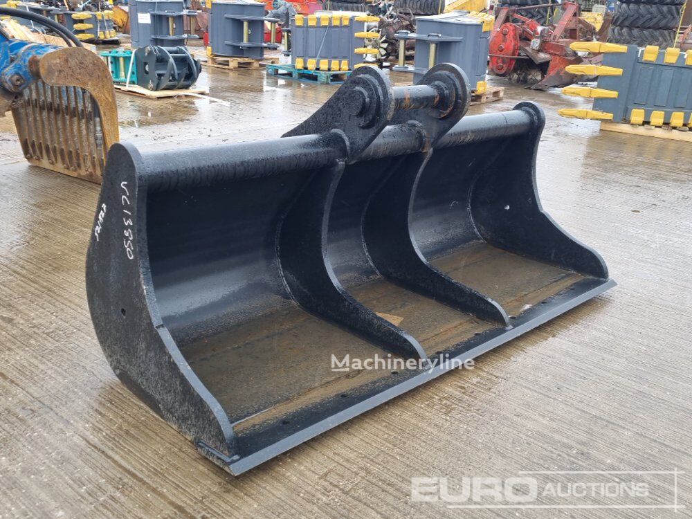 Prodaje se 80" Ditching Bucket 80mm Pin to suit 20 Ton Excavator sejalnu kašiku na aukciji