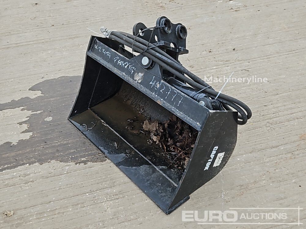 Prodaje se Captok 24" Hydraulic Tilting Bucket 25mm Pin to suit Excavator sejalnu kašiku na aukciji