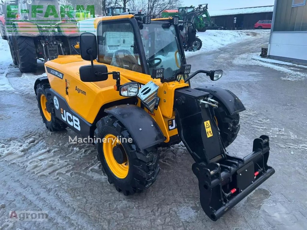 JCB 525-60 agri plus teleskopski utovarivač