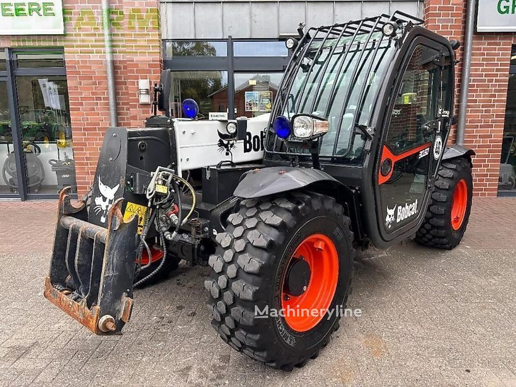 Bobcat tl 30.60 teleskopski utovarivač