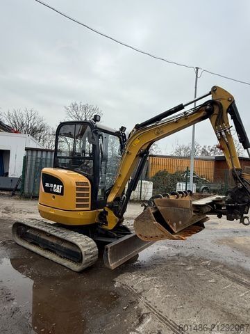 Mini bager
CATERPILLAR 302.7D