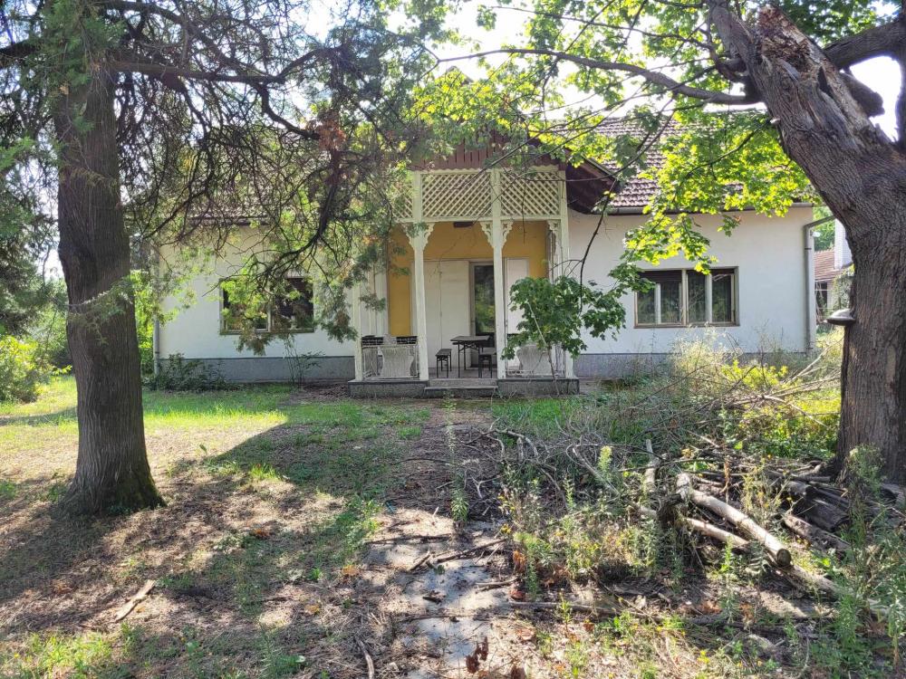 Palić- Najlepša ulica , ogroman plac sa kućom ID#1768
219.000 €