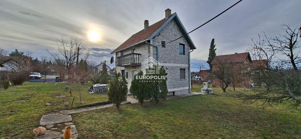 Kuća, Vranić, blizu Ibarske magistrale ID#9076
93.000 €